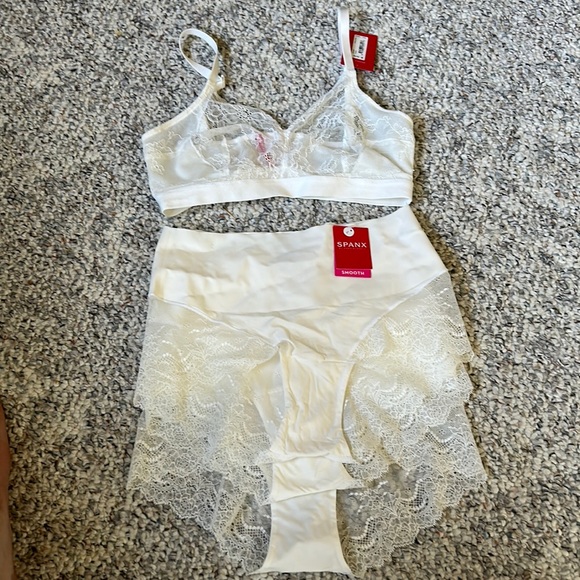 SPANX | Intimates & Sleepwear | Spanx Bra And Underwear Set | Poshmark